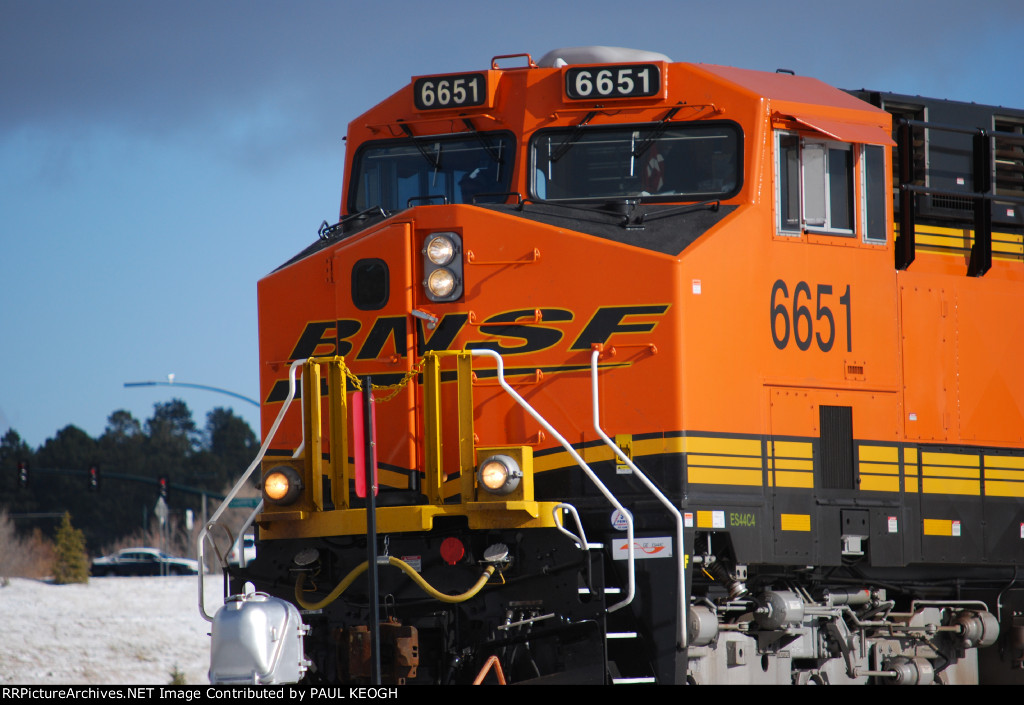 Almost inside the cab of BNSF 6651 as she rolls westbound with a Z-Train.
